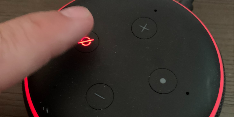 Why is My Echo Dot Red? How to Fix It [Steady or Blinking ...
